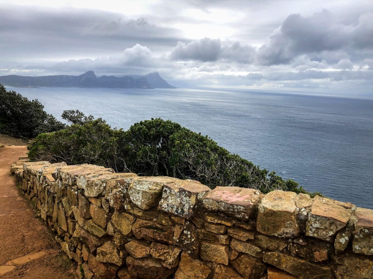 A Guide to Choosing the Right Stone Capping Design